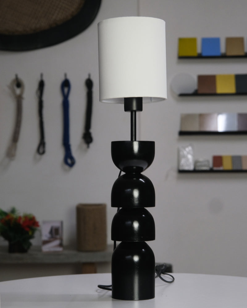 CDL131 Lumos Luxe Table Lamp – The Black Steel