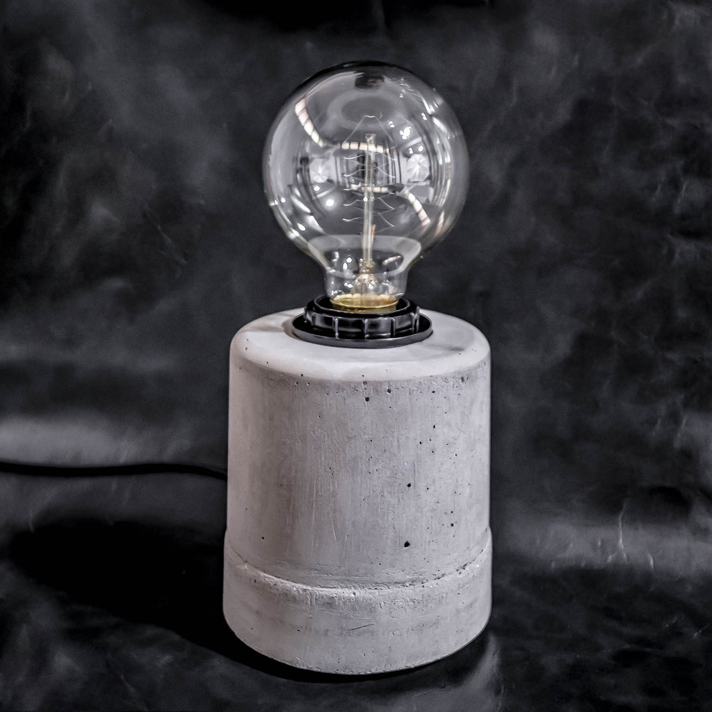 Minimalist Concrete Desk Lamp – The Black Steel